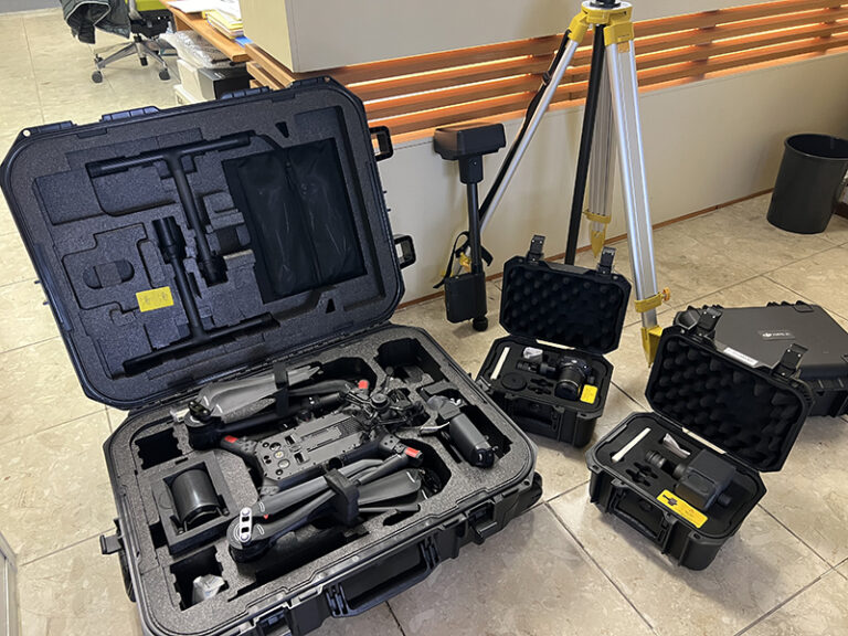 【機体紹介】DJI Matrice 300 RTKを導入しました！ | 起工測量からICT施工まで一括対応 | 株式会社あづま